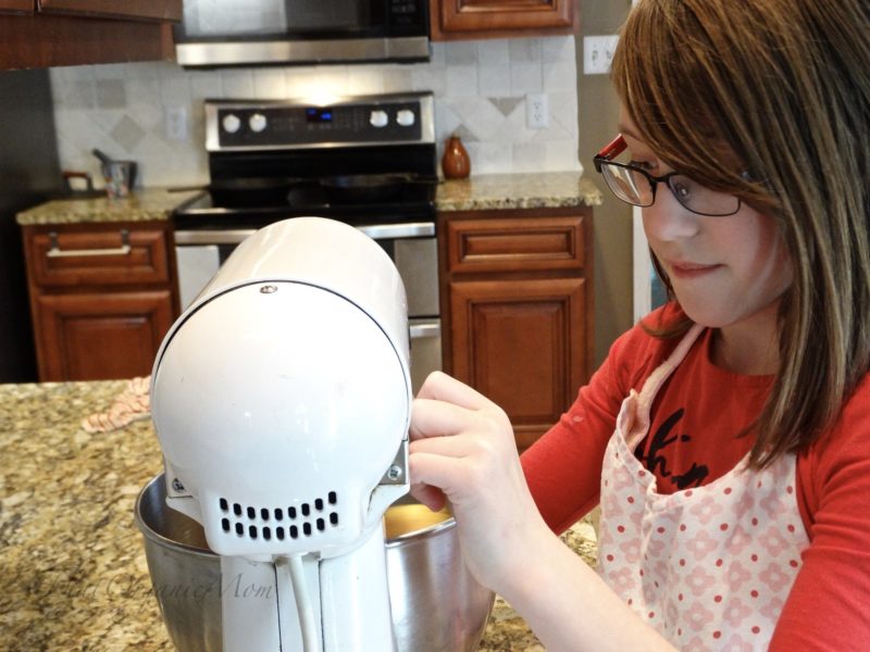 What kids can do to help in the kitchen - an age appropriate list