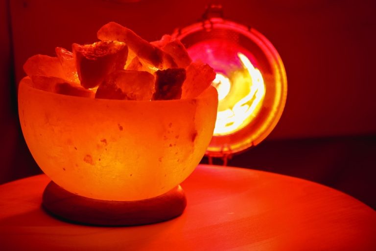How to Use Salt Lamps instead of Night lights - The Ultimate Guide