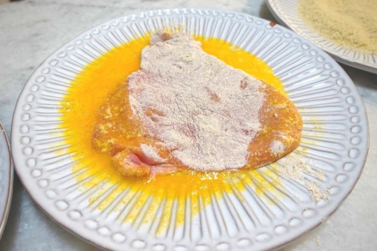 Pork Schnitzel with Creamy Dill Sauce